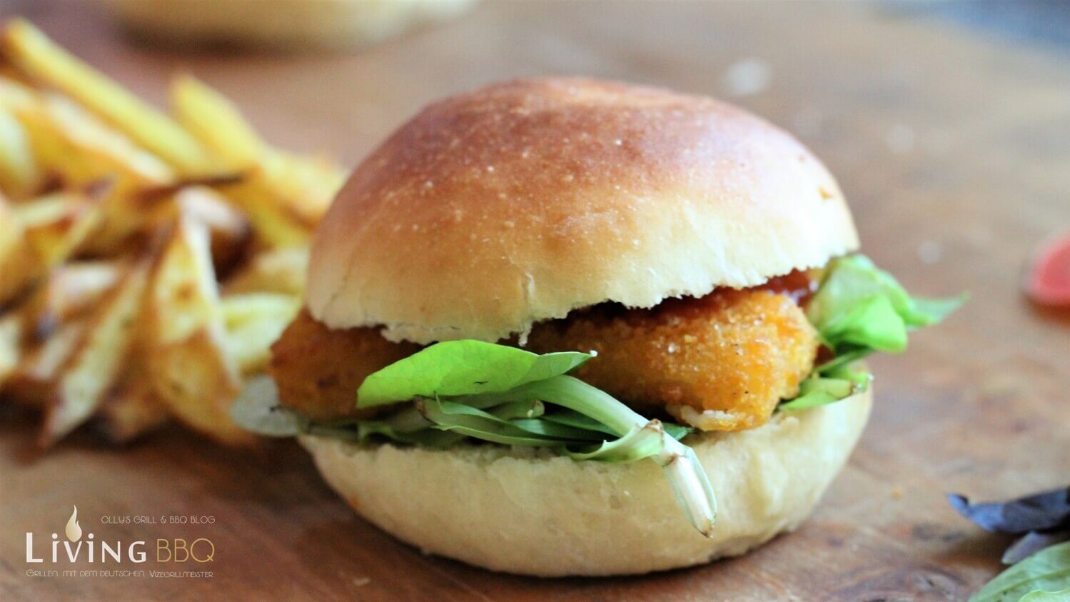 Fisch-Burger mit Seelachsfilet und selbstgemachter Remoulade - LivingBBQ.de